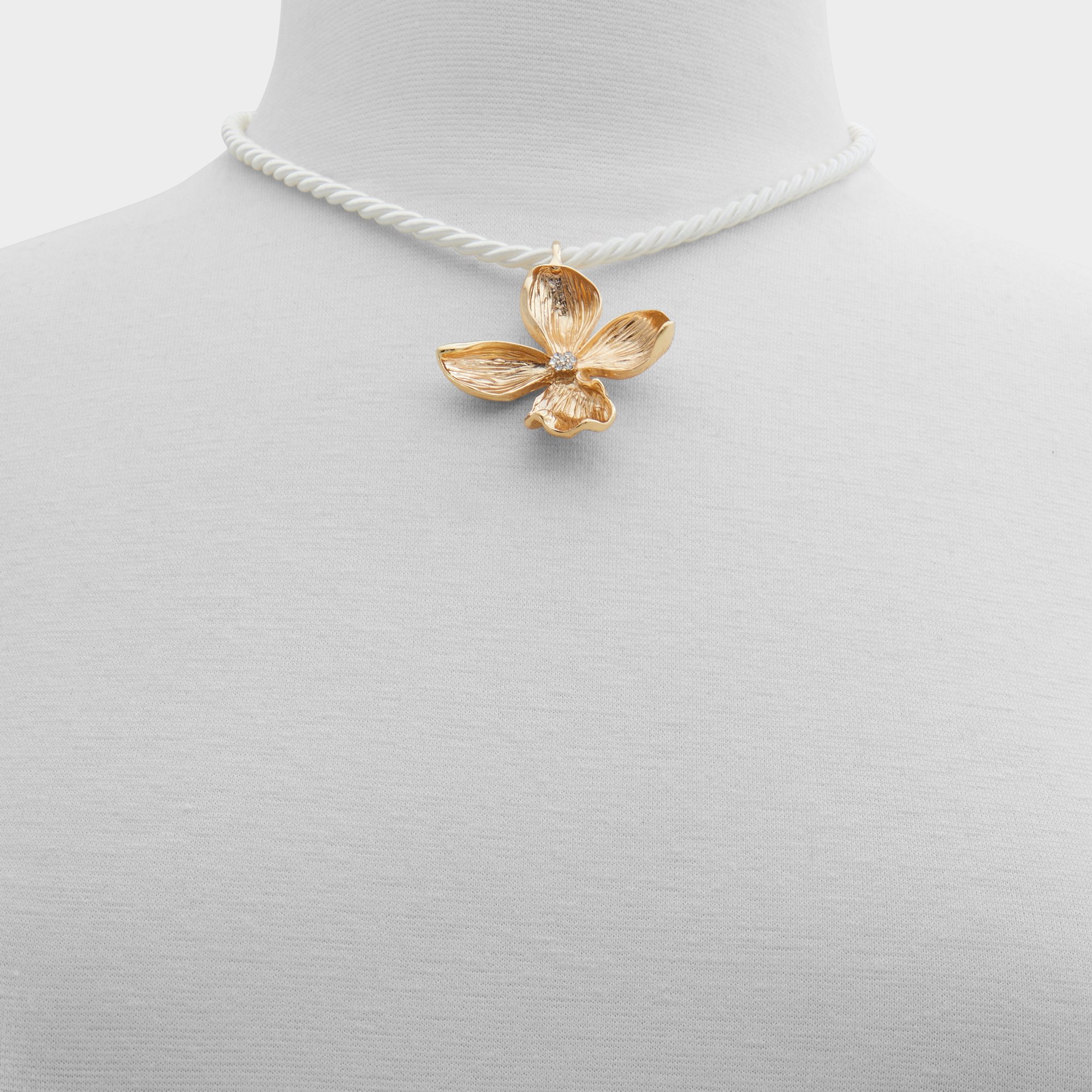 Chicadellicc Gold/Clear Multi Women's Necklaces | ALDO Canada